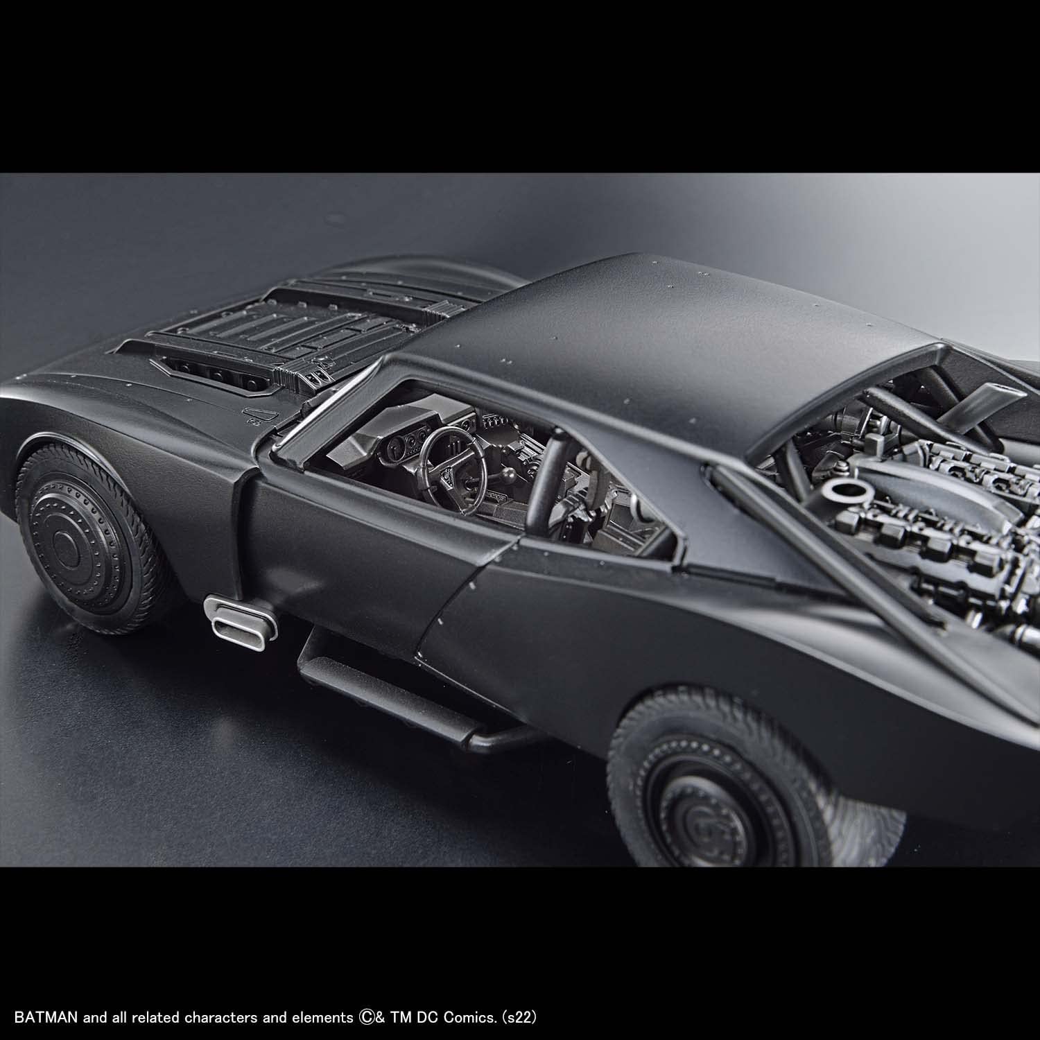 BANDAI SPIRITS 1/35 SCALE Batmobile (The Batman Ver.) Color-coded ...